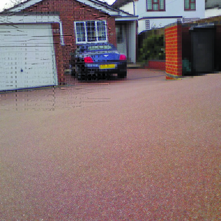 Pebble Resin Floor - Resin Bonded Aggregate External Flooring