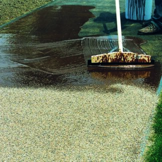 Pebble Resin Floor - Resin Bonded Aggregate External Flooring