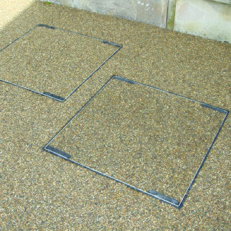 Pebble Resin Floor - Resin Bonded Aggregate External Flooring