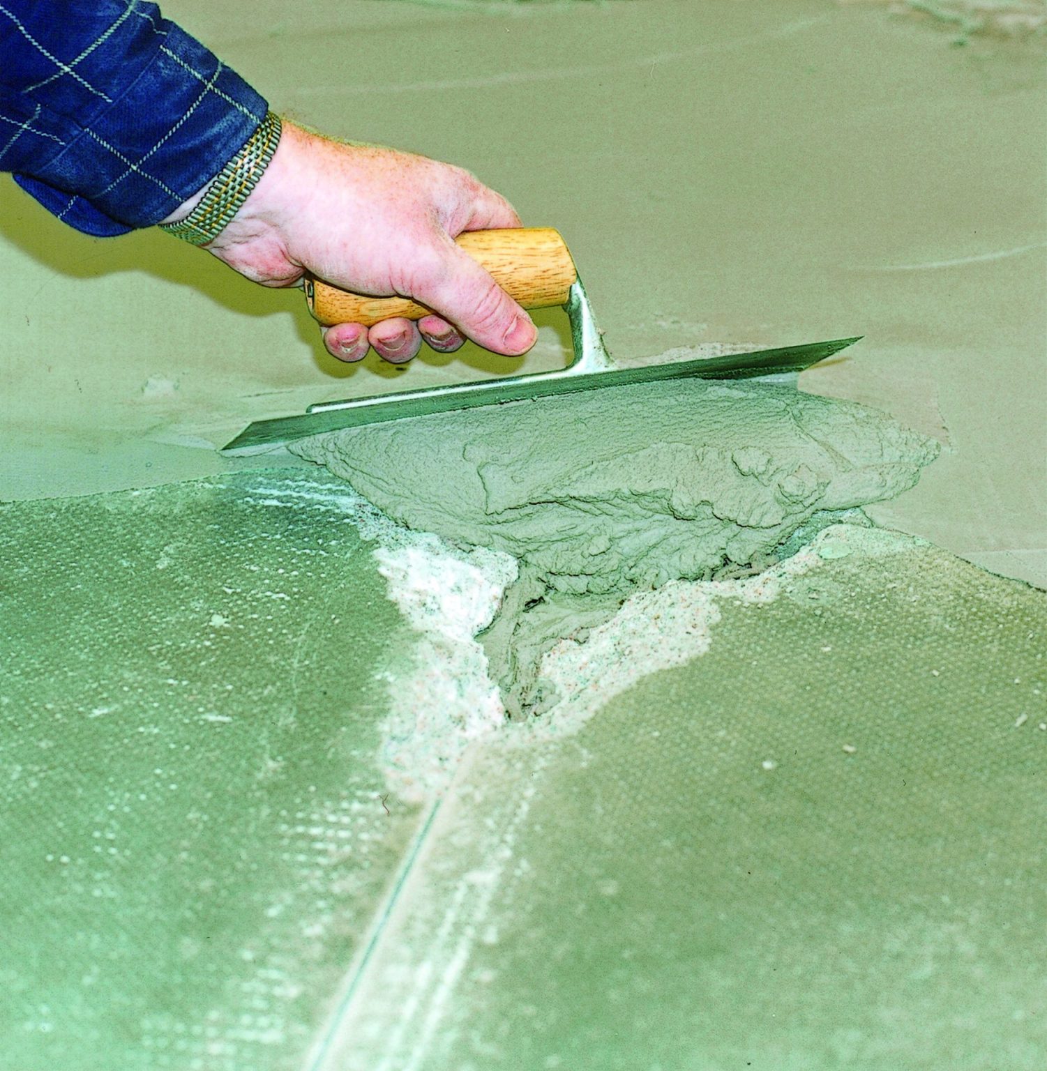 Cretex Rapid | Fast-Curing Concrete Repair | Polycote UK